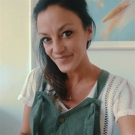 Virginie Prof De Soutien Scolaire à Troyes 20€h 3 élèves Accompagnés