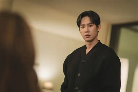 《鱿鱼游戏2》新演员介绍！姜河那是90后首位百想影帝，朴容植会饶舌，他是孔晓振前任