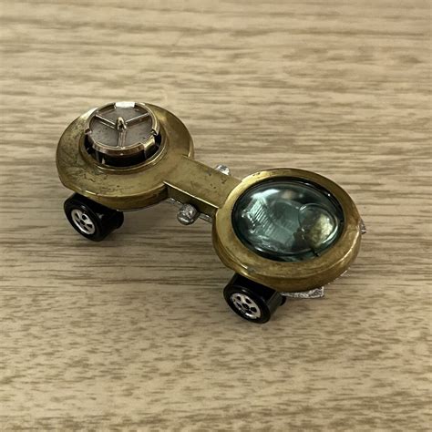 Vintage Topper Johnny Lightning Nucleon Gold Etsy