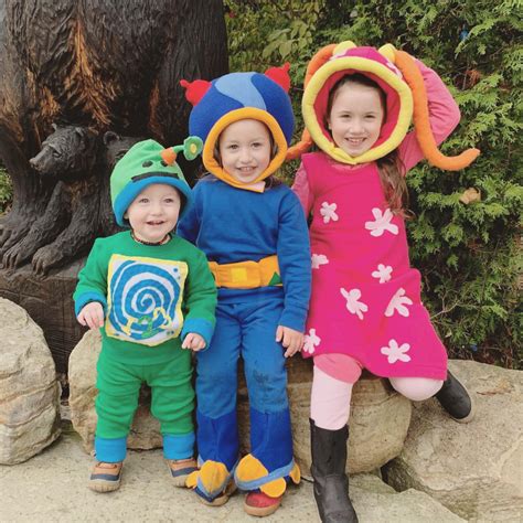 Diy Milli And Bot From Team Umizoomi Costume