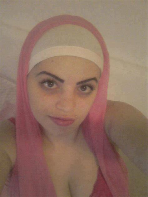 Letz View Pics Sexy And Hot Pics Of Arabian Females