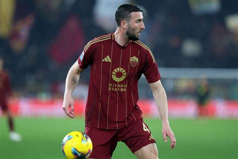 Cristante Spegne 30 Candeline Gli Auguri Della Roma FOTO Siamo La Roma
