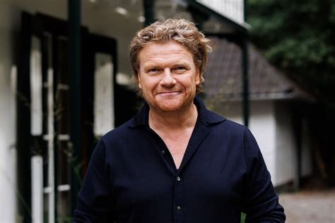 Bastiaan Ragas Roef Reist Altijd Met Me Mee Ik Denk Nog Vaak Aan Hem