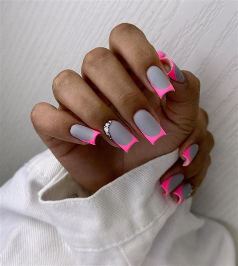 30 Stunning Grey Nails For A Sophisticated Manicure