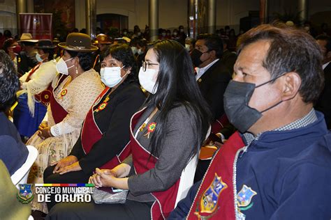 Concejales De Oruro Participan En Sesión De Honor Por Los 197 Años De