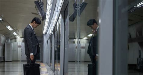위기의 40대취업자 10개월 연속 감소 “생계 책임지는 40대 실직은 가계 전체에 부정적”