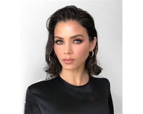 55 Gorgeous Bridesmaid Hairstyles For Short Hair 2023 Fabbon