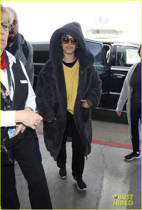 Photo Camila Cabello Trolls The Paparazzi Airport 04 Photo 4061832