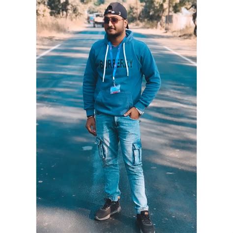 🖤himanshu chaudhary🖤 🥺😕 instagram