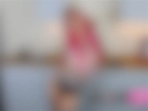 Tatted Up British Teen Harley Bee Getting Naked Video Porno Gratis