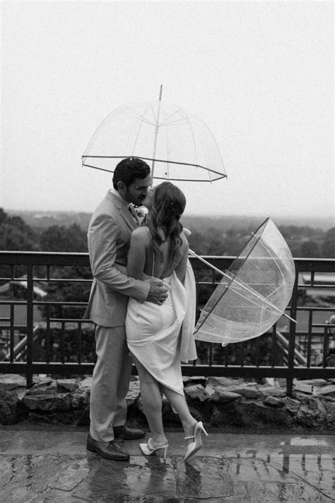 Rainy Day Wedding Portraits By Tripp Photo Rainy Wedding Rain