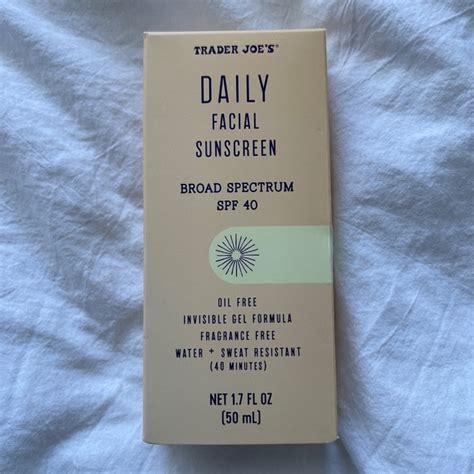 Trader Joes Bath And Body Trader Joes Daily Facial Sunscreen Spf 4