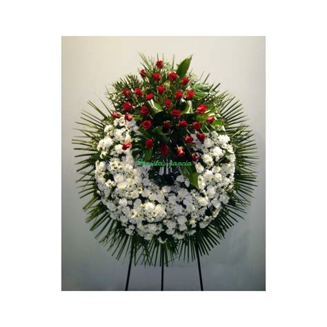 Corona De Flores Circular Blanco Y Cabecera Rosas Rojas