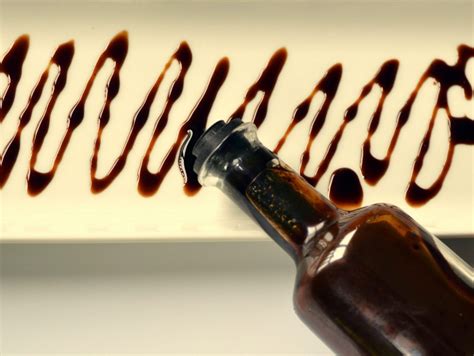 Balsamic Glaze Recipe How To Make Balsamic Glaze From Scratch