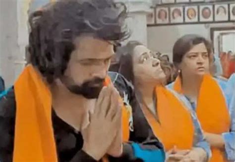 Bollywood Singer Himesh Reshammiya Visits Shrinathji Temple Nathdwara