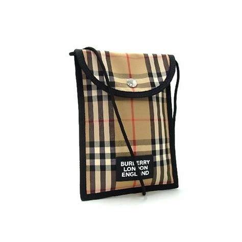 Burberry 新品同様 Burberry バーバリー ノバチェック ナイロンキャンバス クロスボディ ショルダーバッグ 斜め掛けかばん