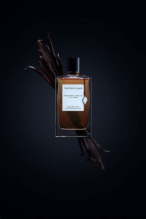 Pin by 96’s on pic/ | Fragrance photography, Perfume bottle design, Perfume