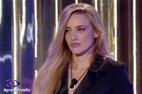 Grande Fratello Svolta Inattesa Per Heidi Baci Ecco Dove La Vedremo