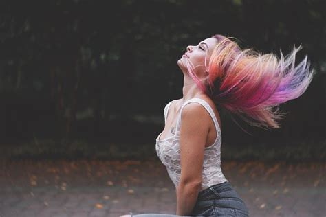 Comment Réussir Sa Coloration Cheveux Maison Mode And Beauté