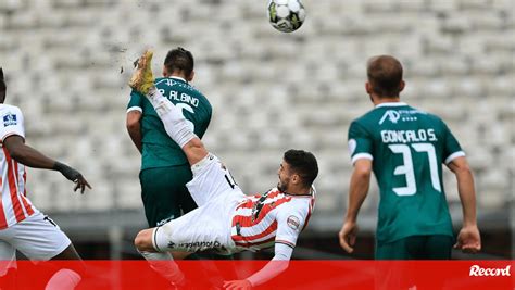 Leixões Derrota Farense E Segue Para Os Oitavos De Final Da Taça De