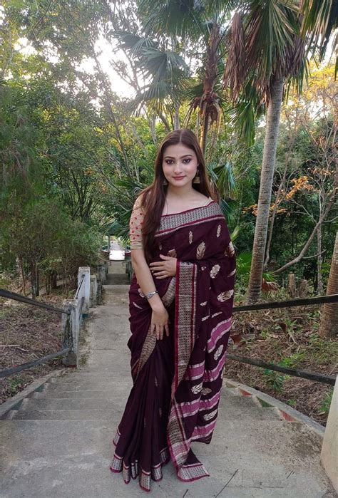 মিস্টি মেয়ে Agartala