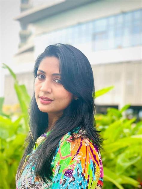 Navya Nair R Malluhorny