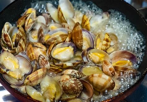 ガーリックシュリンプandアサリワイン蒸し おきぐる Okinawa Guru Guru