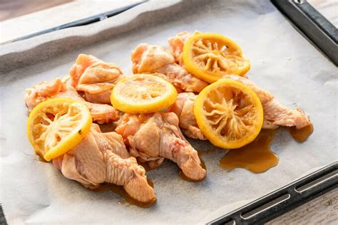 年末のおもてなしにぴったり「和風ローストチキン」。漬け込んで焼くだけ Esseonline（エッセ オンライン）