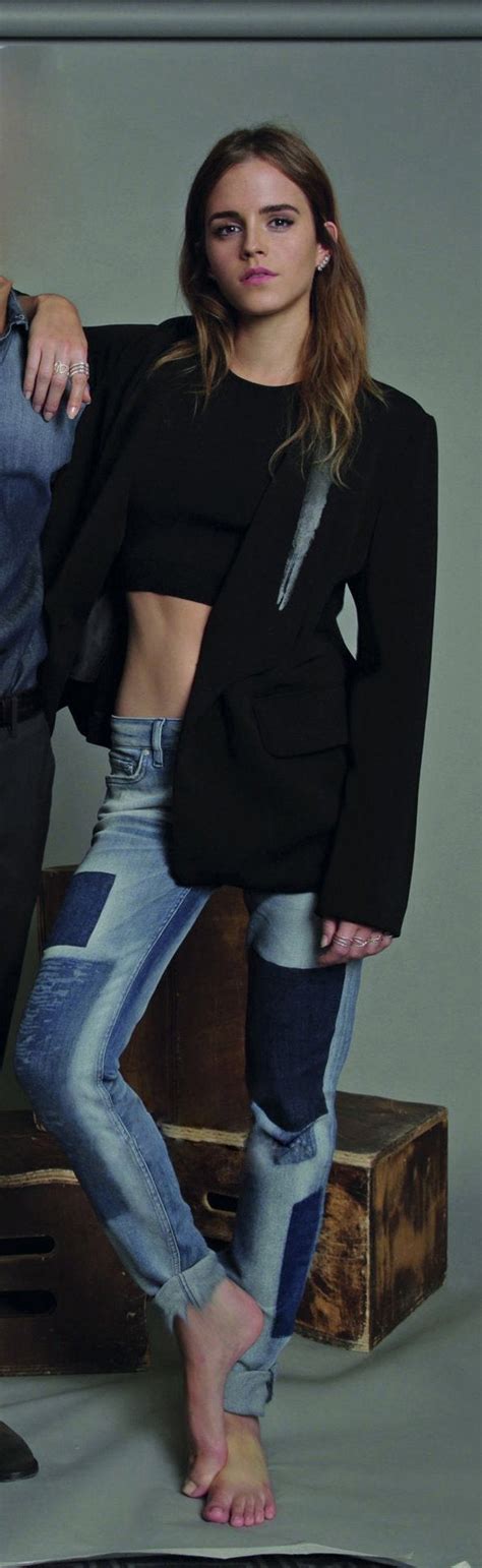 Emma Watson Rcelebbarefoot
