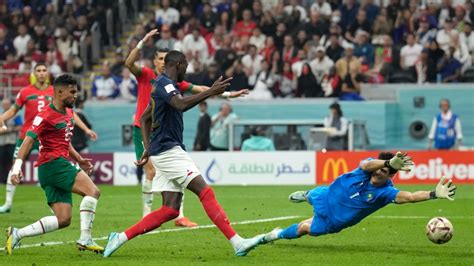 Во Франции уличные беспорядки после матча Франция Марокко