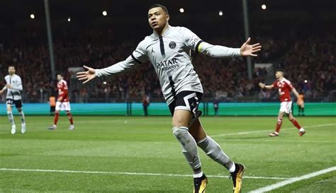 Mbappé Marca O 3000º Gol Do Psg Na Ligue 1 E Iguala A Marca De Cavani