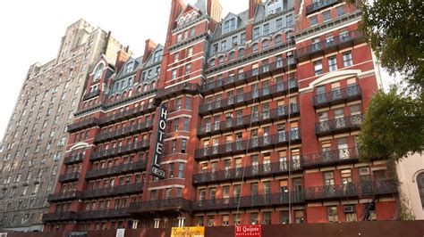 The Chelsea Hotel In Nyc Is Finally Reopening After 11 Years Of