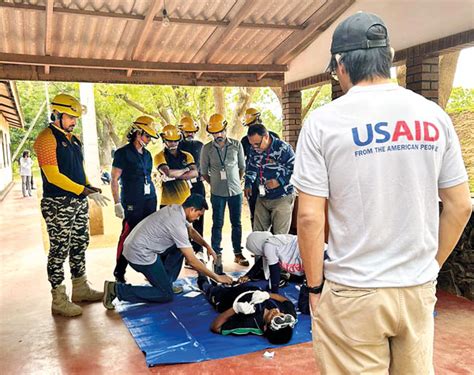 හුත්තෝ Usaid Exposed ලංකාවෙ රෙදි ඉල්ලෙයි 🤭🤭 Elakiri