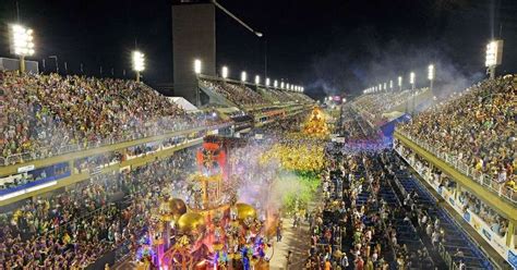 Sete Escolas De Samba Fecham Desfiles Do Grupo Especial No Rio