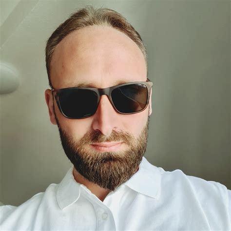 أيمن السيد علي Youtube