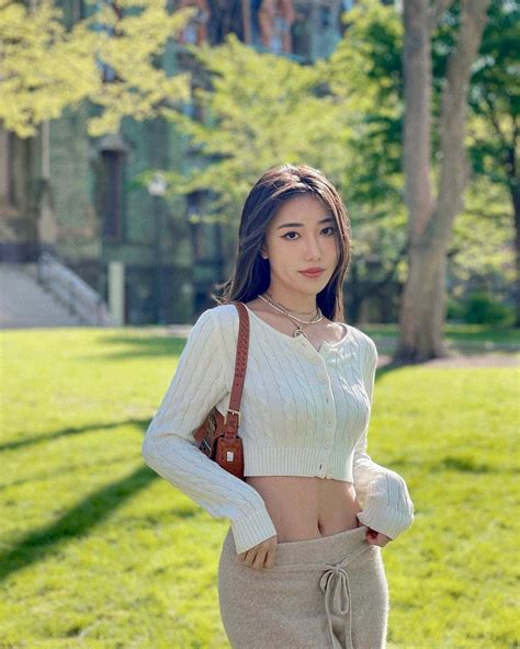 Campus Cutie Rrealasians