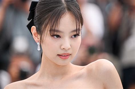 Blackpinks Jennie Walks Off Stage During Concert Amid Deteriorating