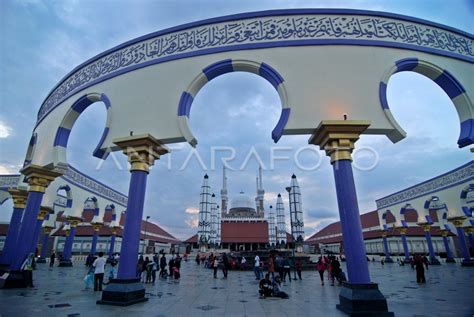 Wisata Akhir Tahun Majt Semarang Antara Foto