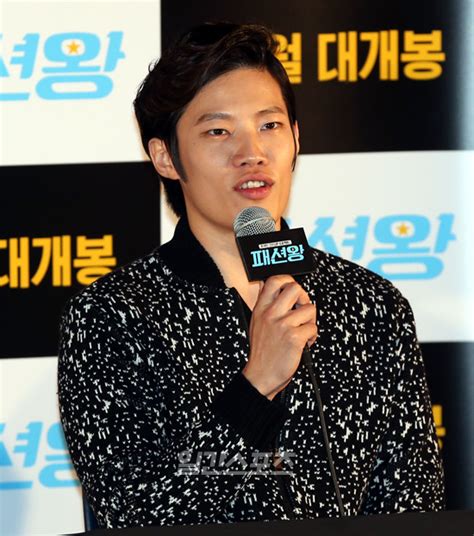 포토 패션왕 신주환 웹툰과 싱크로율 내가 제일 높아 JTBC 뉴스