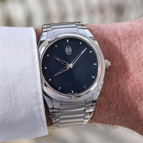 Tonda Pf Gmt Rattrapante Bộ Máy Siêu Phức Tạp ẩn Sau Mặt Số Tối Giản