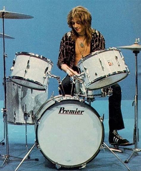 Roger Taylor On The Drums • Rogermeddow In Instagram Roger Taylor Queen Freddie Mercury