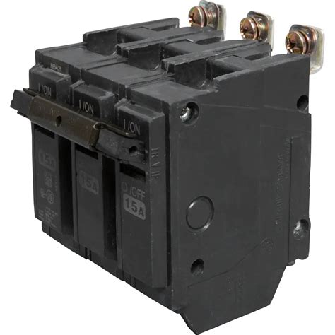 Circuit Breaker Standard Trip Bolt On 15a 120240vac 3 Pole