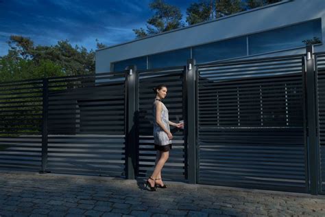 Surface Mounted Electric Gate Lock With Fail Open Functionality For