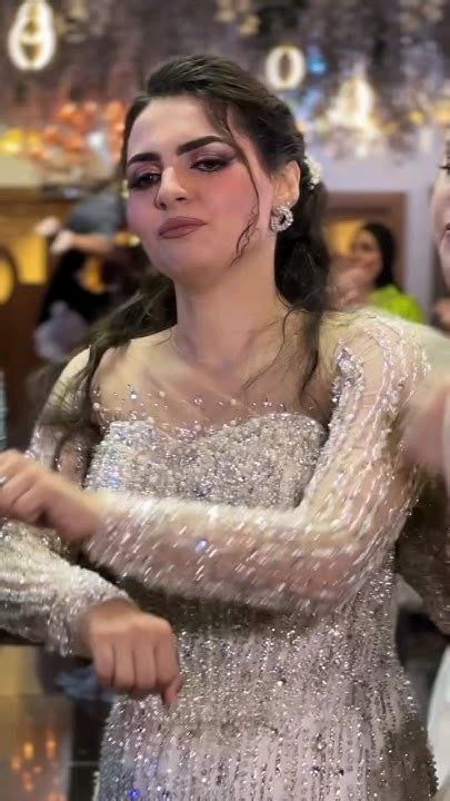 العروسه ولعت الفرح مع اصحابها😂💃🔥shortvideo Weddingdress Explorepage