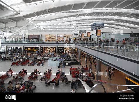 London Heathrow Airport Terminal 5 Five Architekt Architect Richard