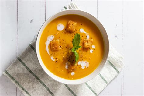 소박한 나무 배경에 호박과 당근 수프의 크림 평면도 공간을 복사합니다 0명에 대한 스톡 사진 및 기타 이미지 0명 가을 건강한 생활방식 Istock