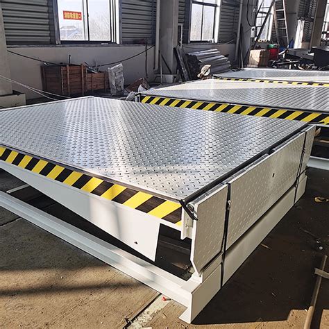 Telescopic Dock Leveler Manufacturer Xufeng Door