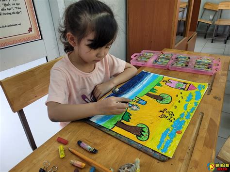 Hội thi vẽ tranh Nhành cọ non chủ đề Nhà Thiếu nhi mơ ước của em