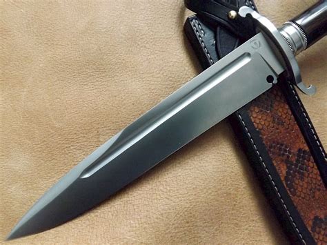 Spear Point Bowie Uk