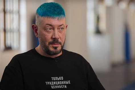 Артемий Лебедев заявил что уехавшие артисты имеют право вернуться в РФ